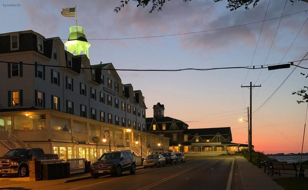 A NIGHT OWL’S GUIDE TO BLOCK ISLAND – Block Island Ferry